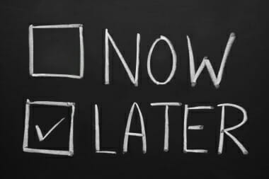 10 English Phrasal Verbs with PUT - Espresso English