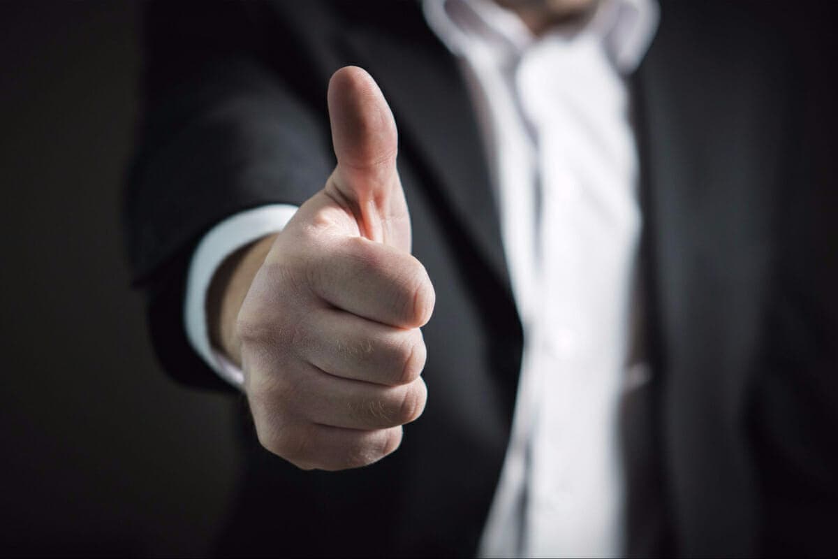 10 interesting verbs to improve your English vocabulary